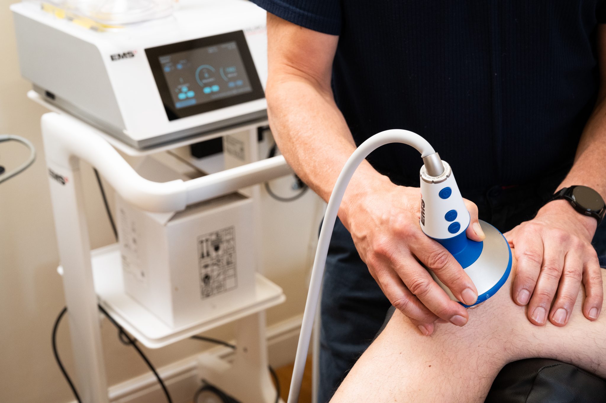 Iliotibial Band Pain (ITBS) Explained — Expert Treatment in Buxton ...